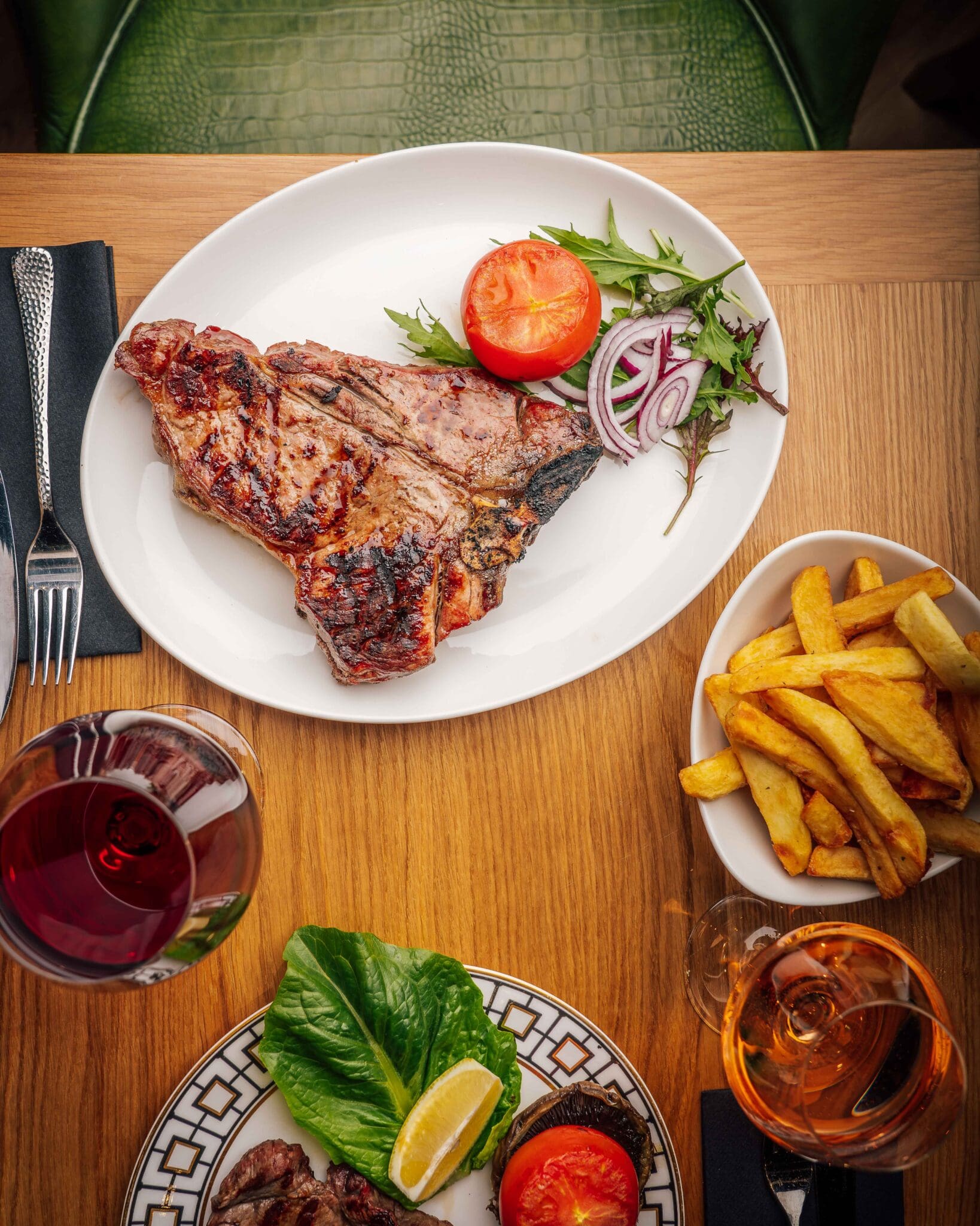 Apollo Restaurant - A greek cypriot restaurant in london